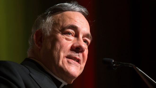 Robert Sirico: o padre que une o livre mercado ao cristianismo nos EUA