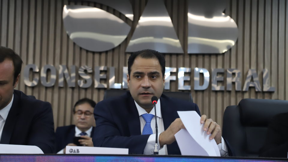 Após discurso de Bolsonaro, OAB defende sistema eleitoral