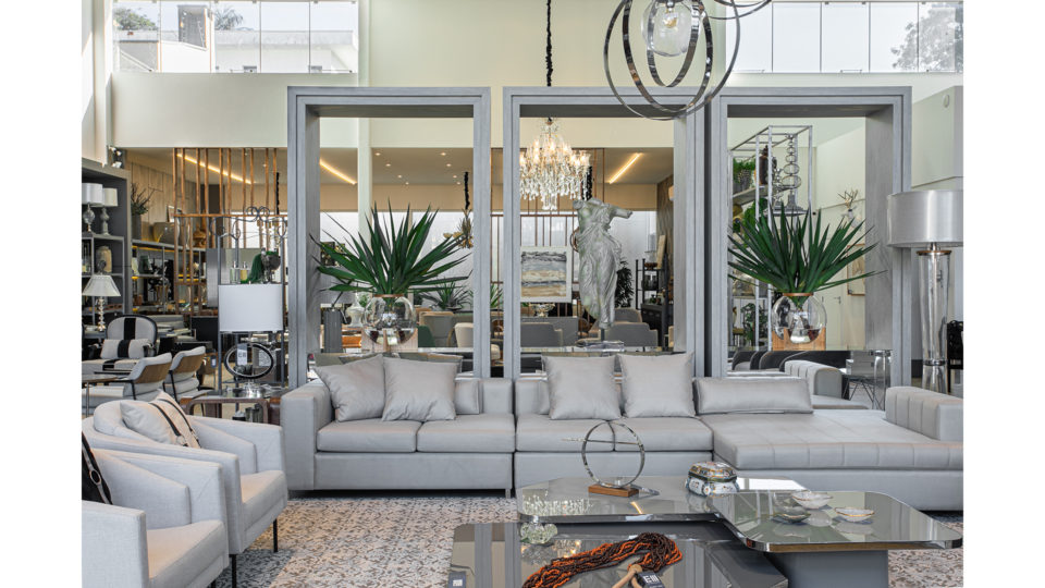 Cores claras e materiais naturais: a Semana de Milão na visão de um especialista