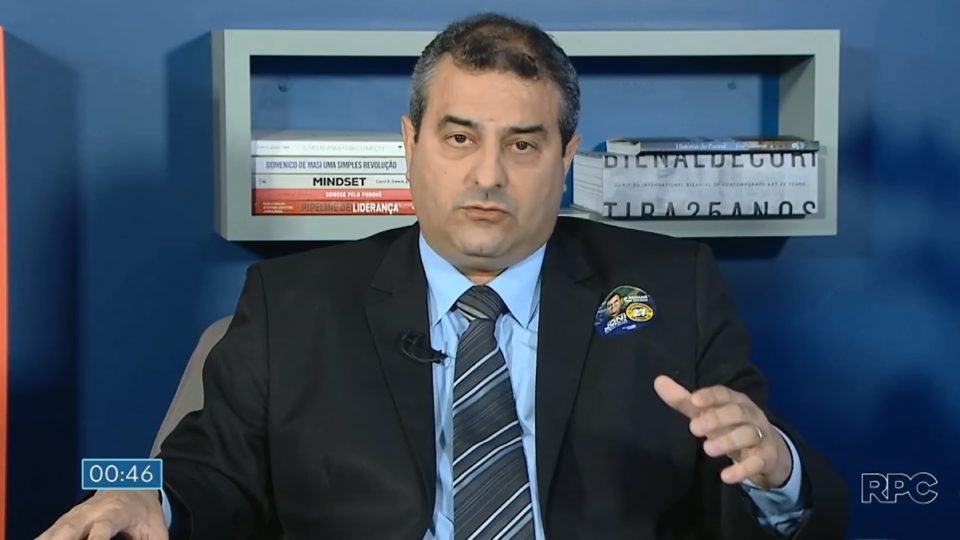 Joni Correia quer Paraná o "estado mais armado do mundo"