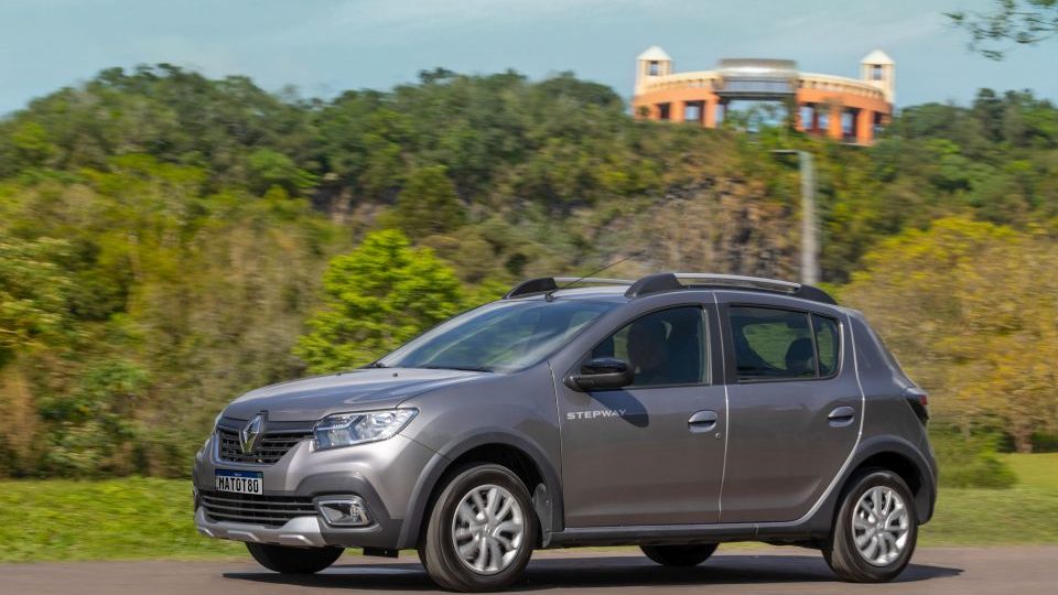 Renault lança Stepway 1.0 com motor desenvolvido no Paraná
