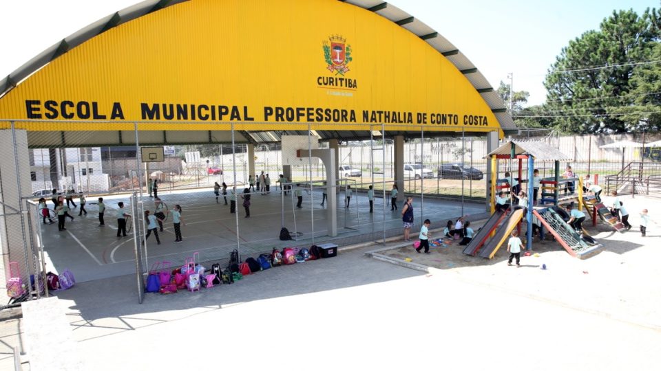 Como Curitiba espera ampliar o ensino em tempo integral na rede pública