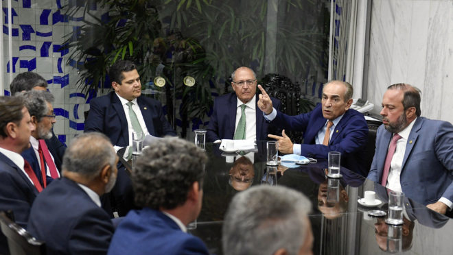 Pec Fura Teto Pode Elevar Dívida Pública Para Até 108 4 Do Pib Diz Xp