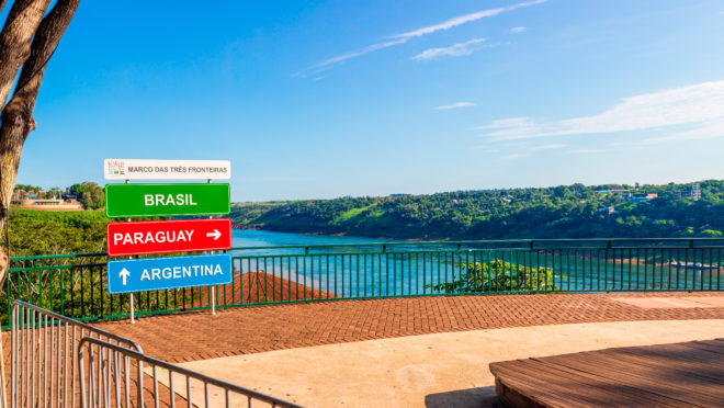 O que fazer no Marco das Três Fronteiras e no Paraguai?