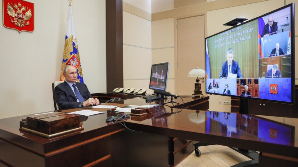 Rússia aprova lei que proíbe recrutas de deixar o país