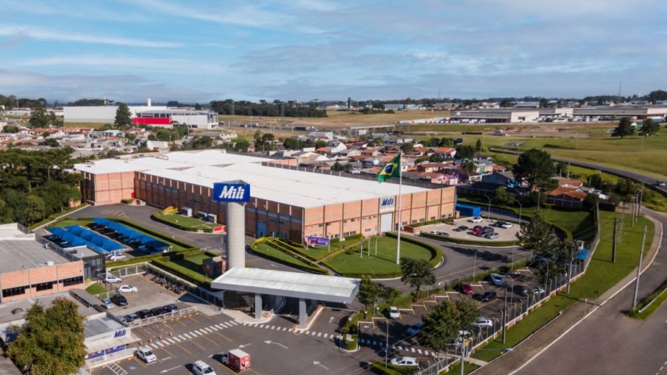 Mili investe em novas máquinas para aumentar produção