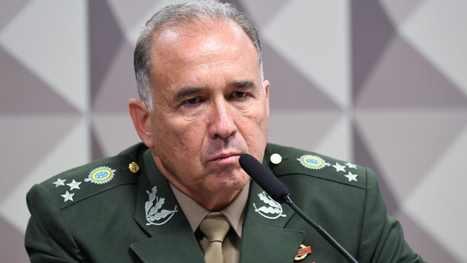 General Dutra nega omissão do Exército na retirada de acampamento da ...