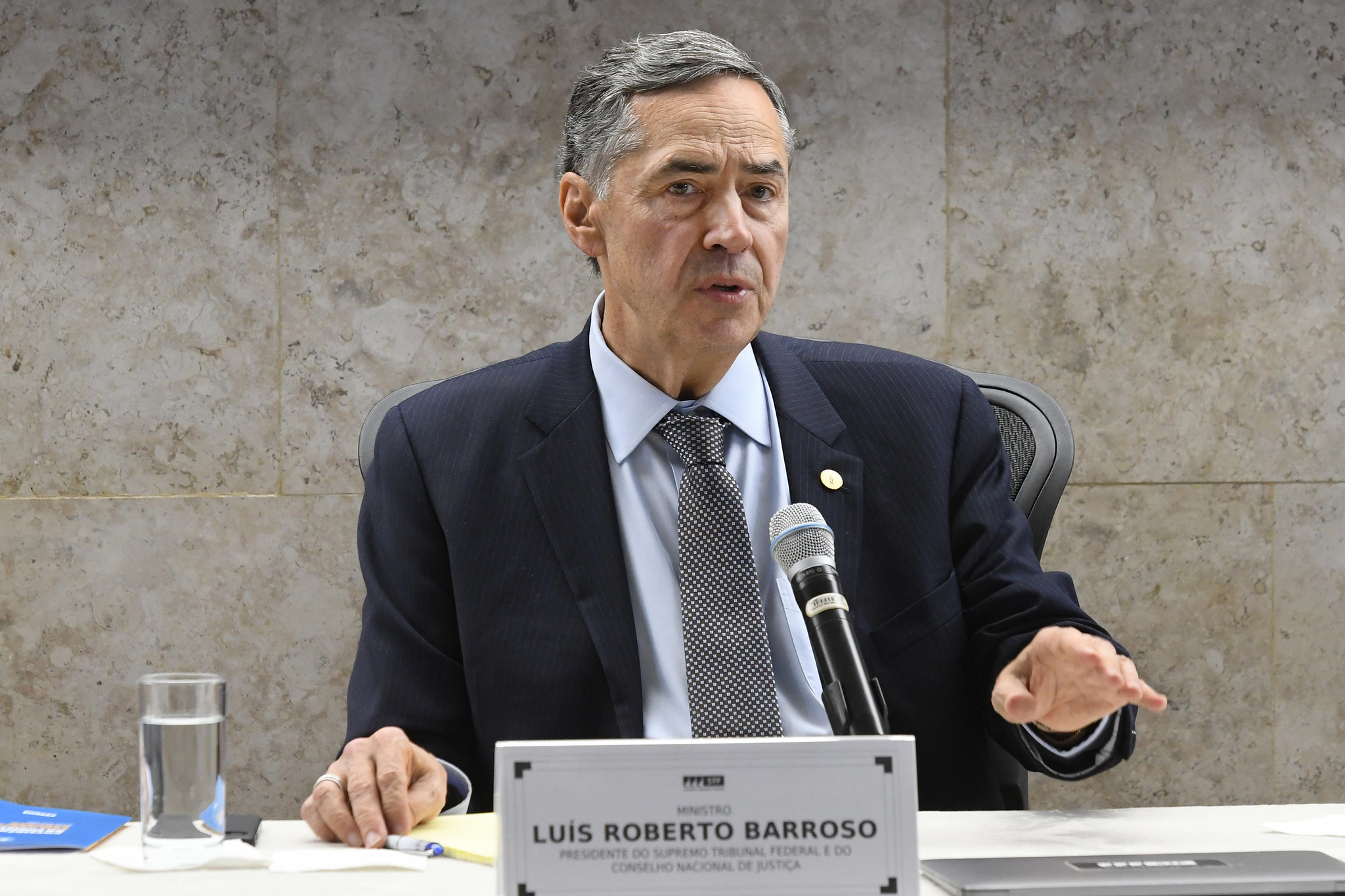Barroso diz que Congresso tem “última palavra” em questões controversas