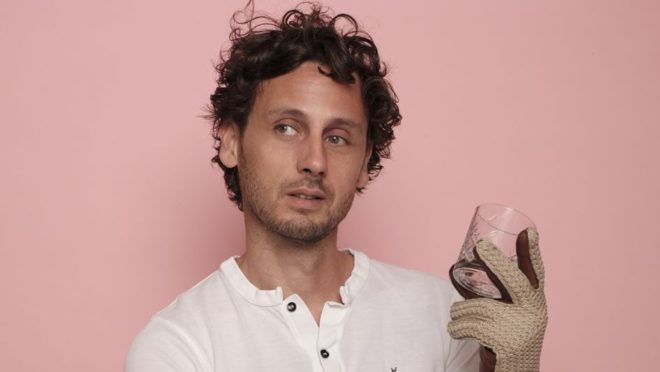 Ouça Sirens, single do novo álbum de Mason que chega dia 10 de Novembro