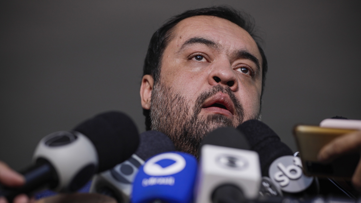 Irmão de Cláudio Castro alvo da PF renuncia a cargo em autarquia no RJ