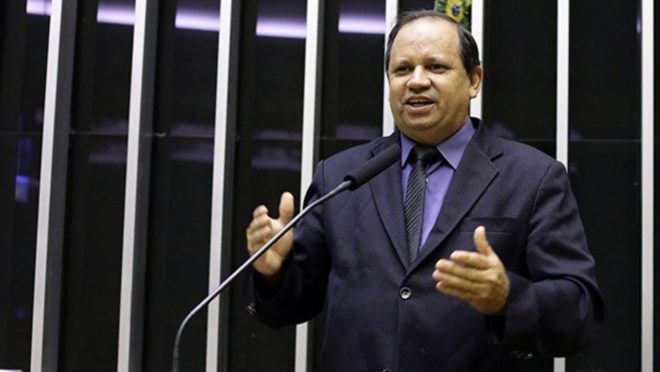 Eli Borges (PL-TO) será o novo presidente da Frente Parlamentar Evangélica