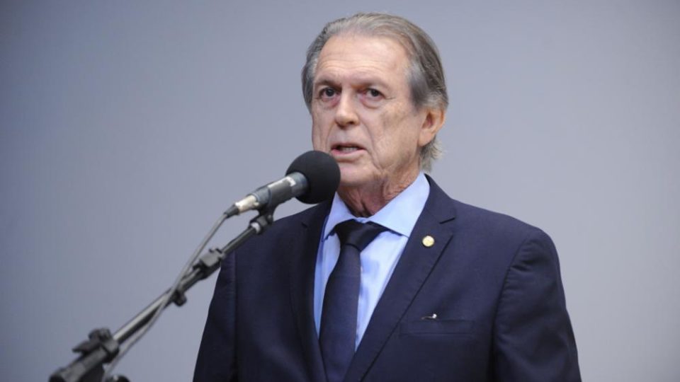 União Brasil elege Rueda para comandar partido, mas Bivar não reconhece ...