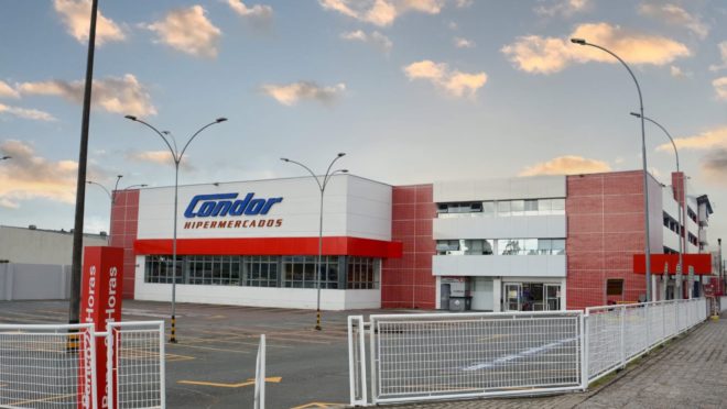 Condor reinaugura 1ª loja da rede em Curitiba