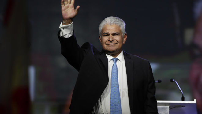 Candidato de direita é eleito novo presidente do Panamá