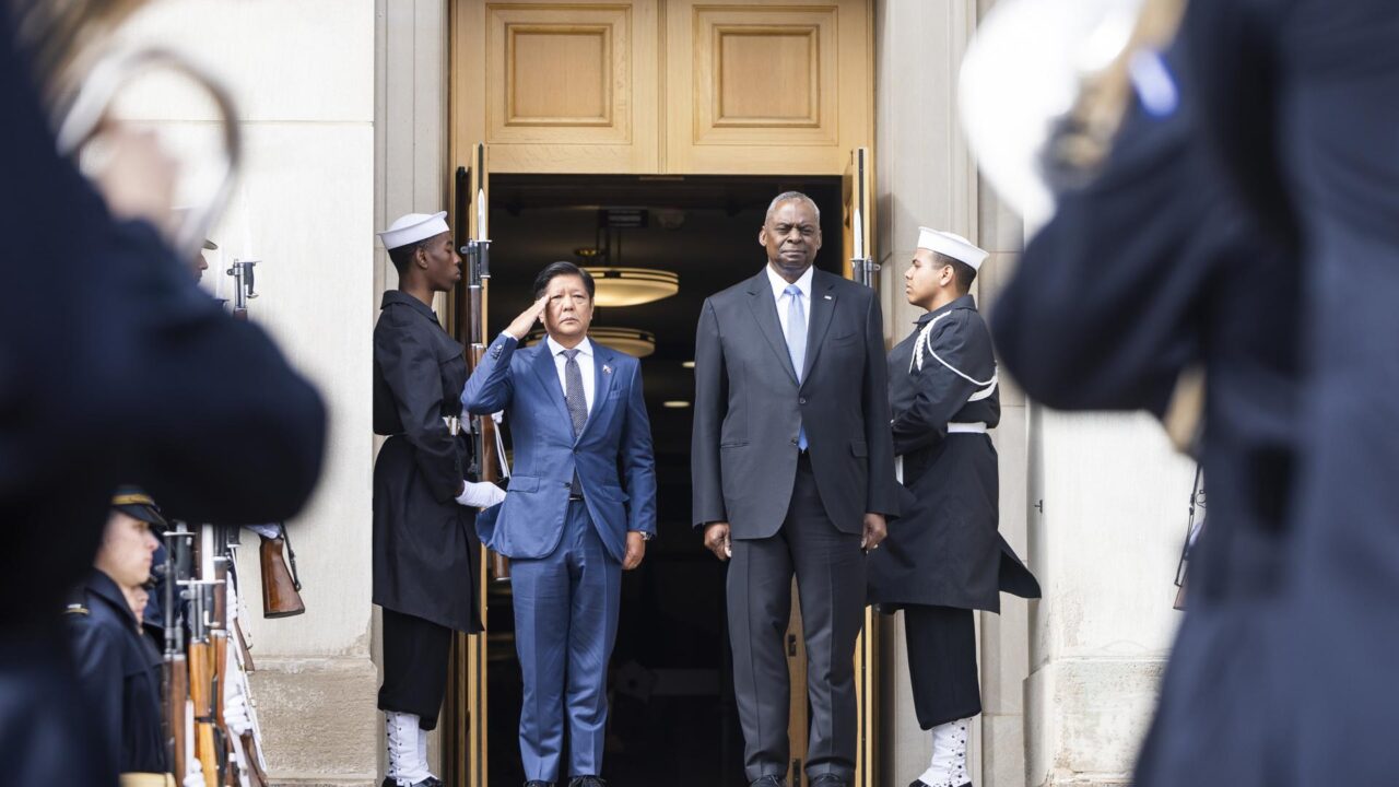 Exemplos Da Vida Real Do Pentagono