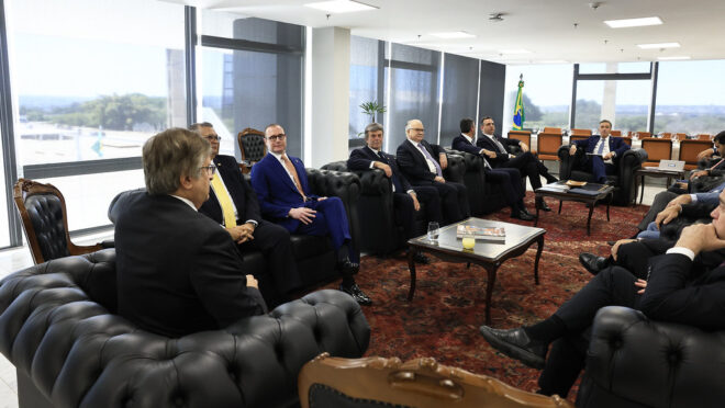 Promiscuidade democrática em meio à crise das mensagens