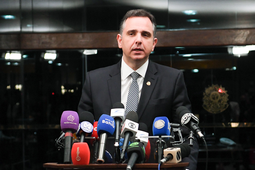 Pacheco diz que não pautará PEC que suspende decisões do STF