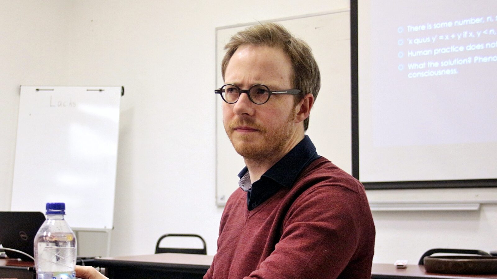 Filósofo ateu influente anuncia conversão ao Cristianismo