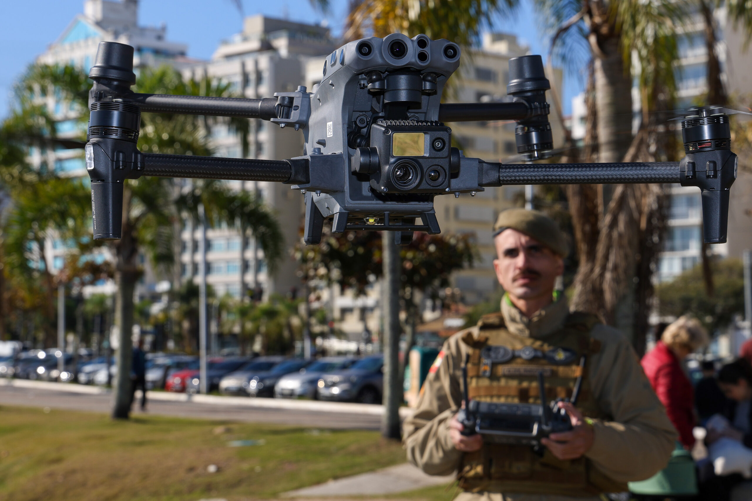 Polícia de SC testa reconhecimento facial por drone