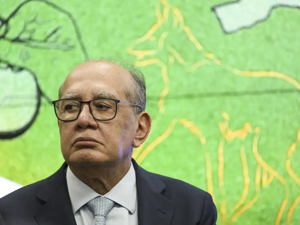 Gilmar torna impeachment de ministros do STF impossível