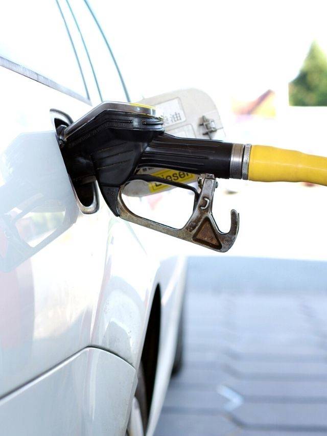 Por que o preço do combustível não para de subir