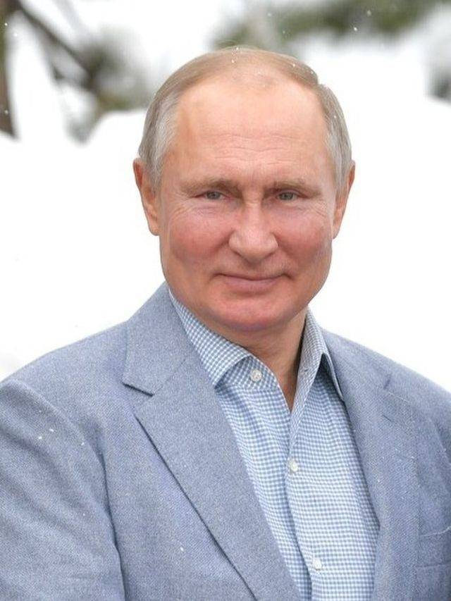 Conheça a história de Vladimir Putin
