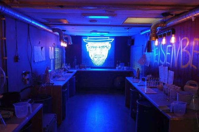 A série Breaking Bad inspira cafeteria e cocktail bar no exterior