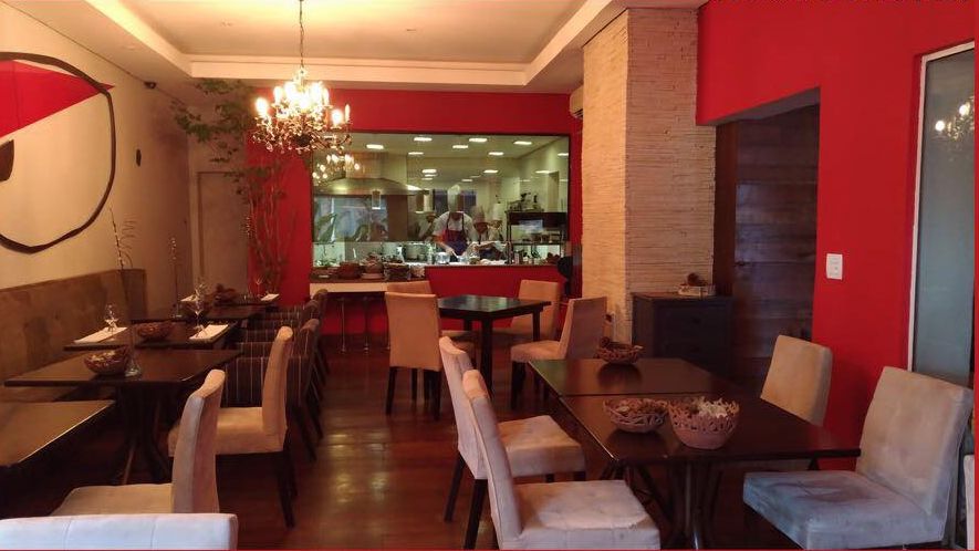 Manu é eleito melhor restaurante do Sul no Prêmio Prazeres da Mesa