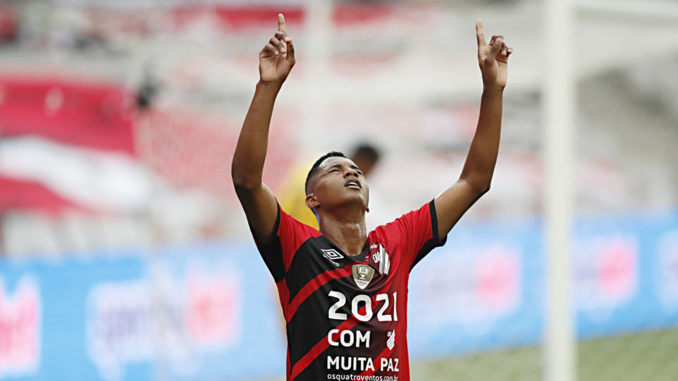 Abner, do Athletico, é convocado para disputar as Olimpíadas de Tóquio