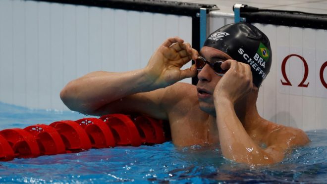 Fernando Scheffer conquista o bronze nos 200m livre na natação