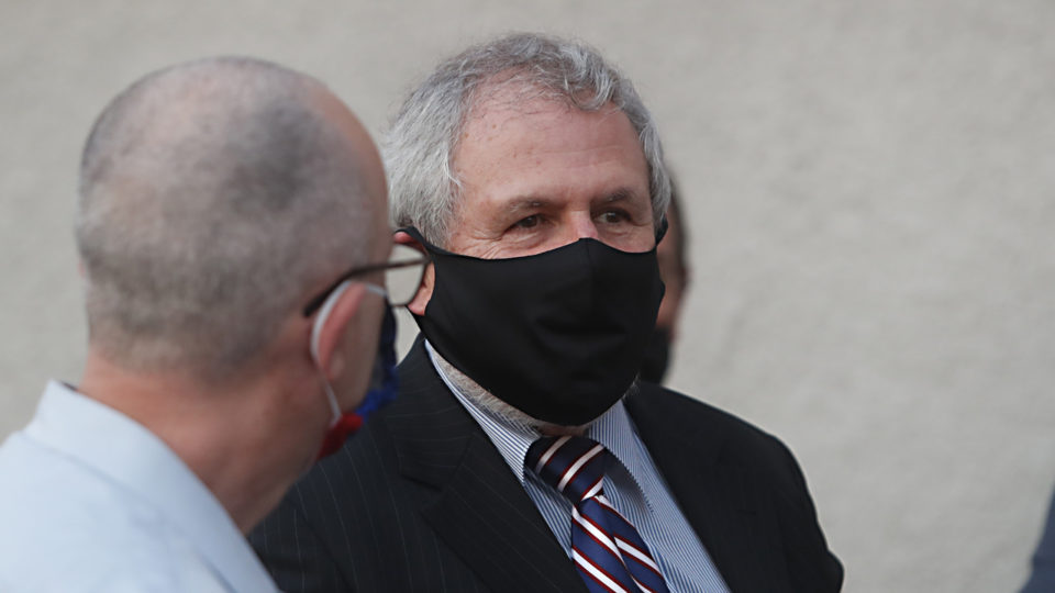 Rubão fala em 4 mil sócios e cita Operário para "lotear" camisa do Paraná