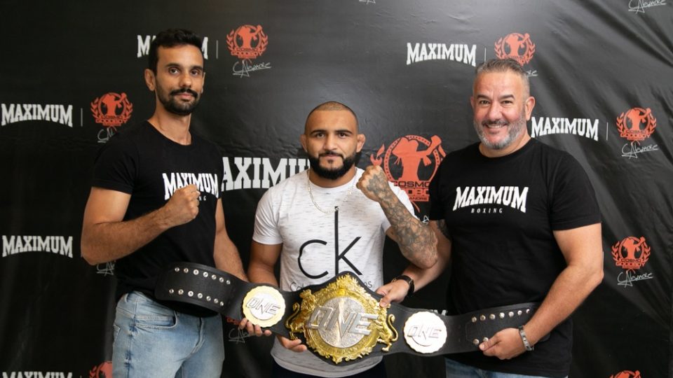 John Lineker rebate provocações de promessa do MMA