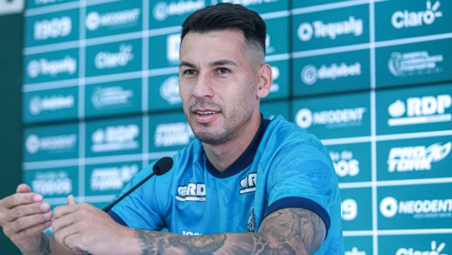 Hernán Pérez se vê em casa no Coritiba e fala de ansiedade por estreia