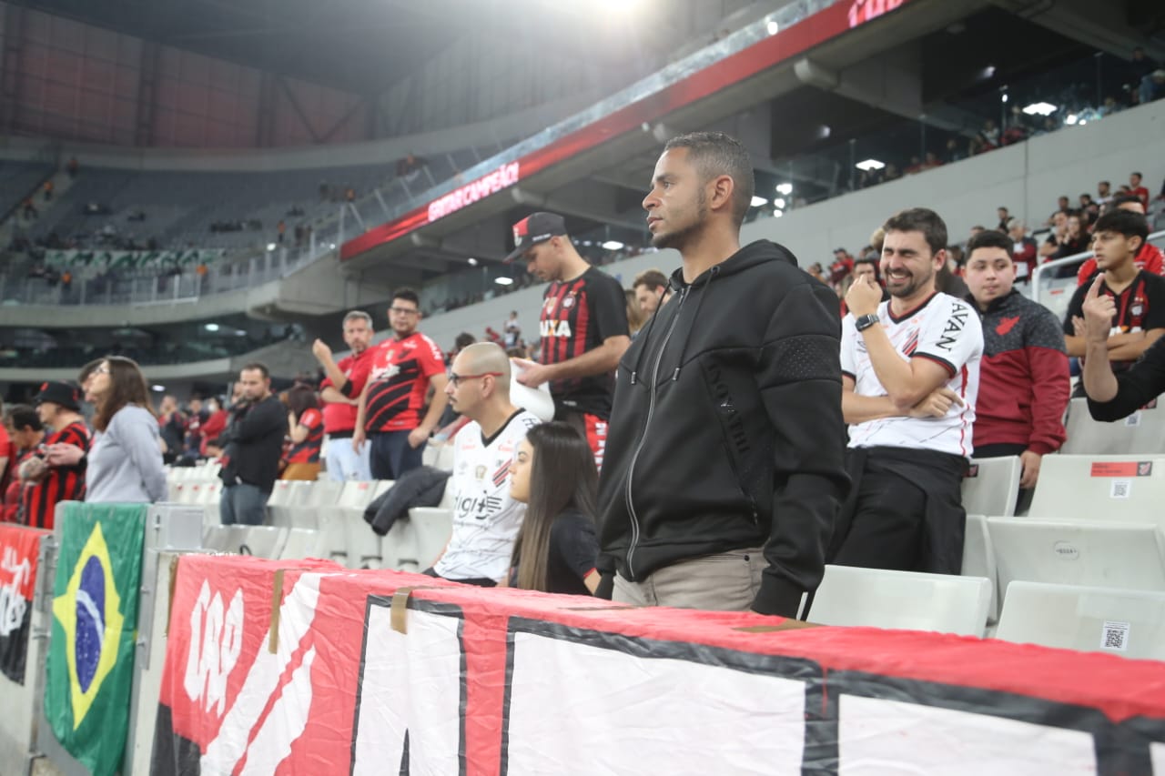 Deivid fala sobre aposentadoria e 13 anos de Athletico, agora na torcida