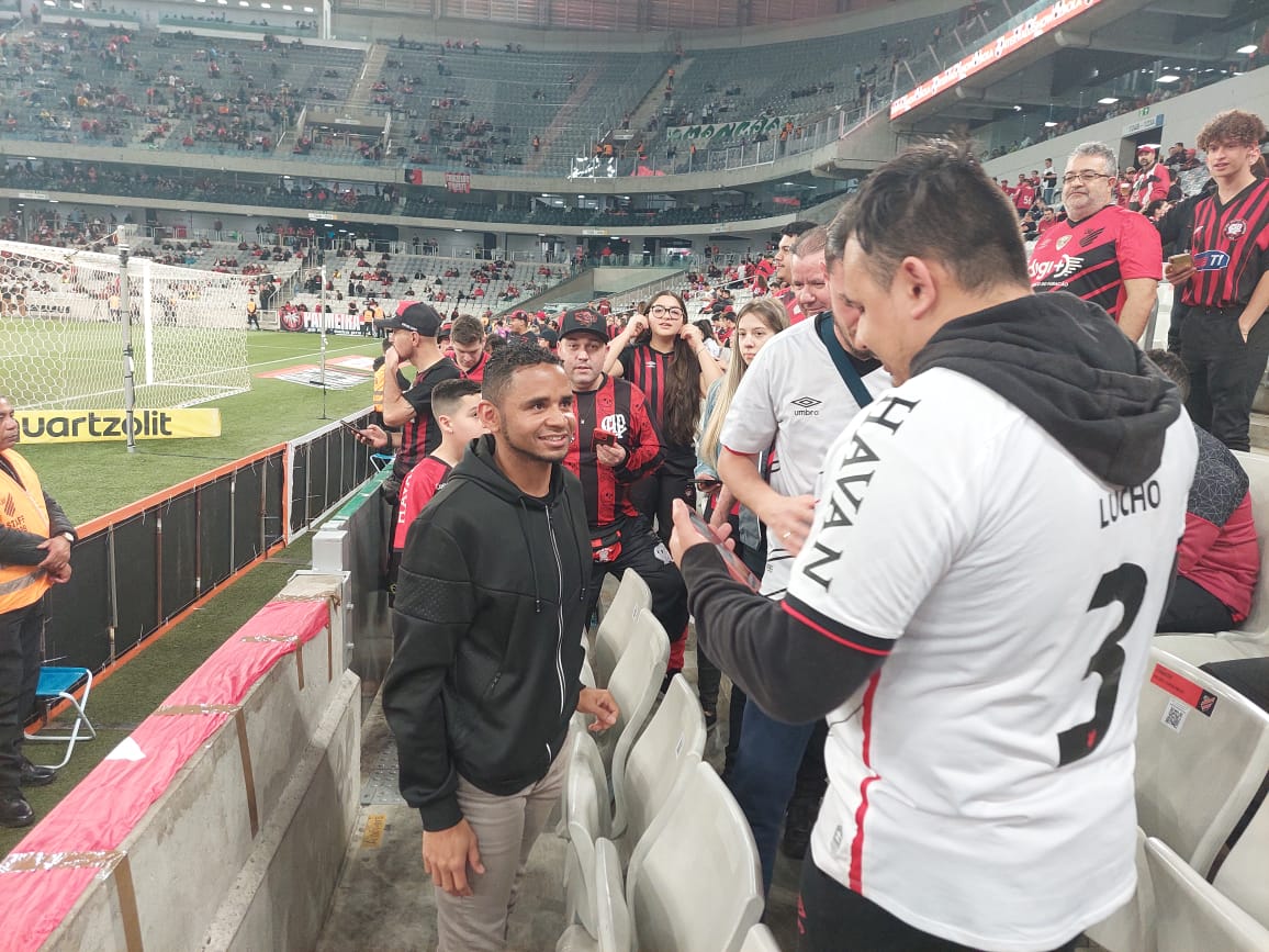 Deivid fala sobre aposentadoria e 13 anos de Athletico, agora na torcida