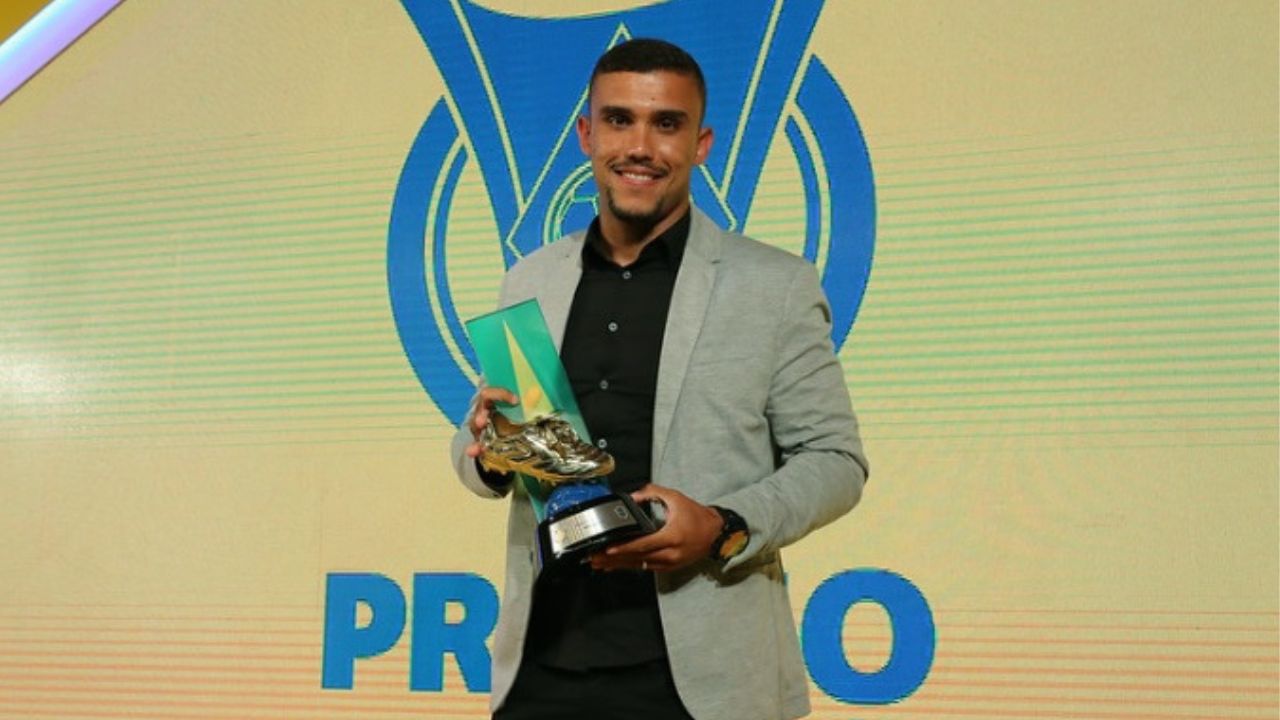 Auge na Ponte, três gols em 2022: veja como Pottker chega ao Coritiba