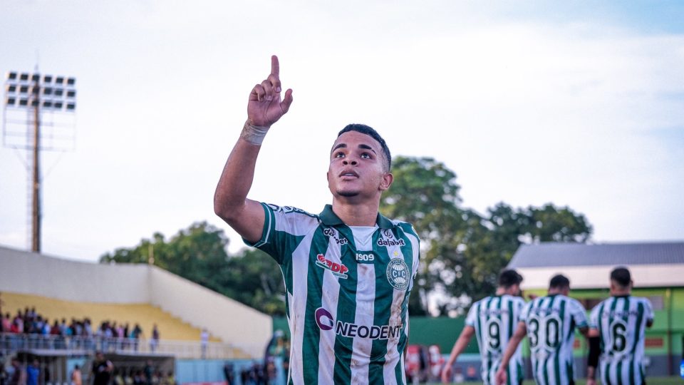 Xodó da torcida, Kaio César cresce e ganha moral com gols pelo Coritiba