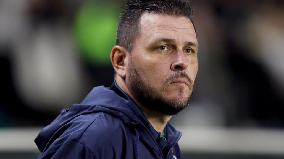 Coritiba: Kosloski elogia mudança de postura e faz pedido