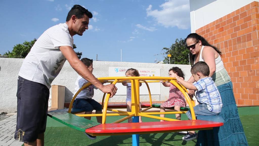 Projeto inovador na primeira escola totalmente inclusiva de Curitiba
