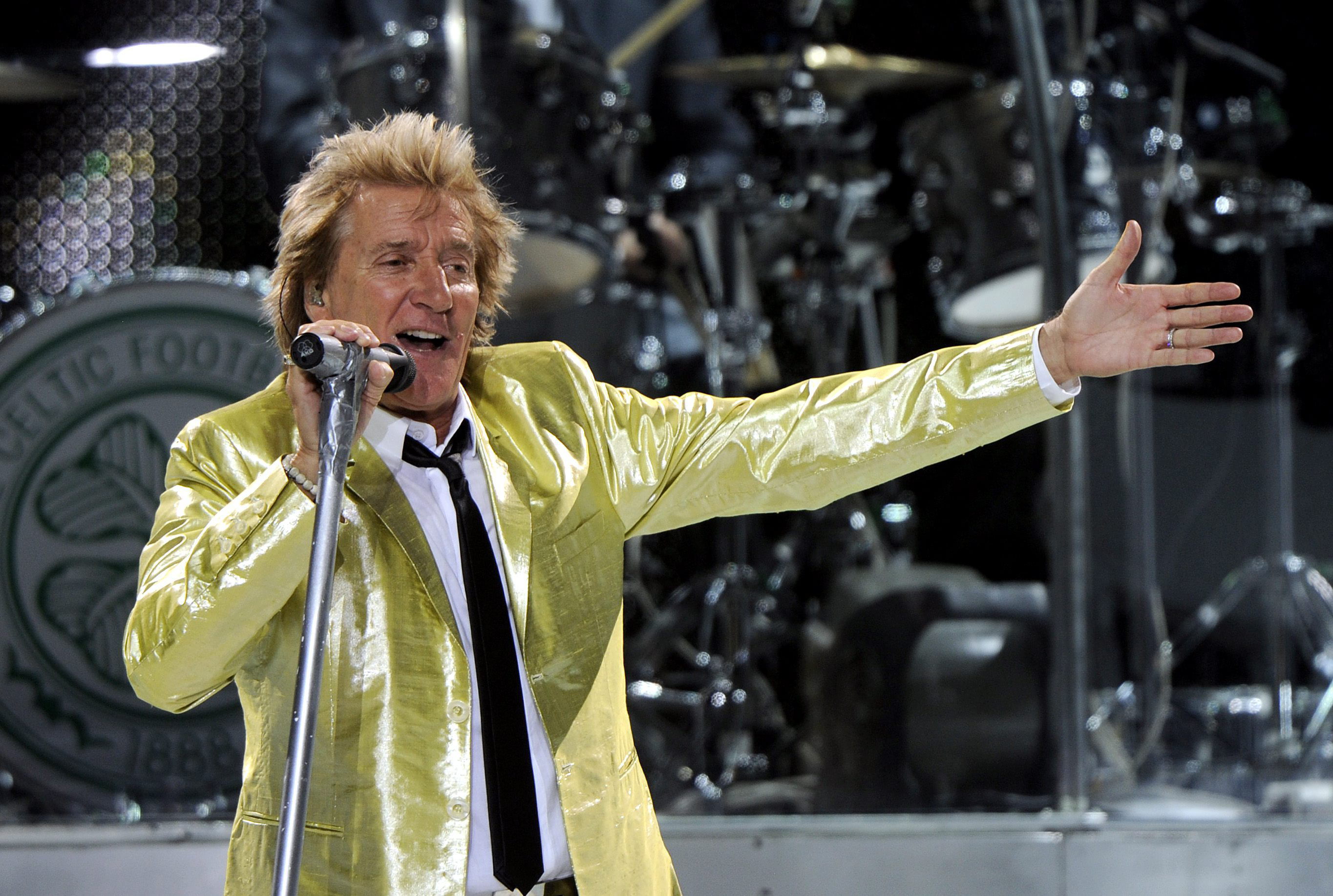 Rod Stewart: Confira algumas curiosidades sobre o cantor