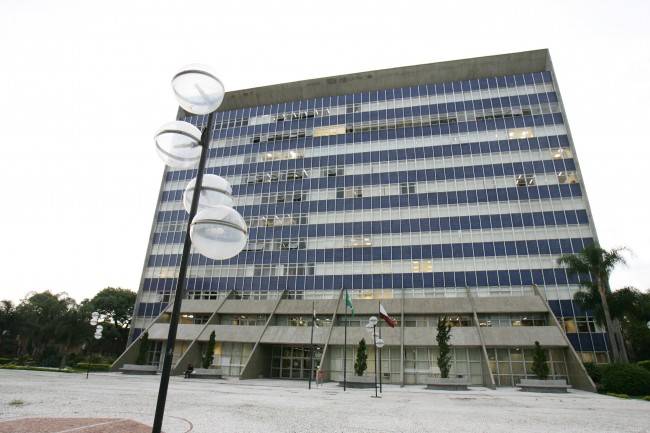 PUCPR libera consulta ao ensalamento