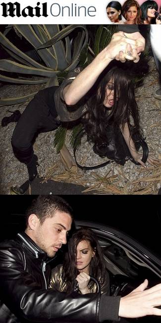 Bêbada? Lindsay Lohan cai em cactos