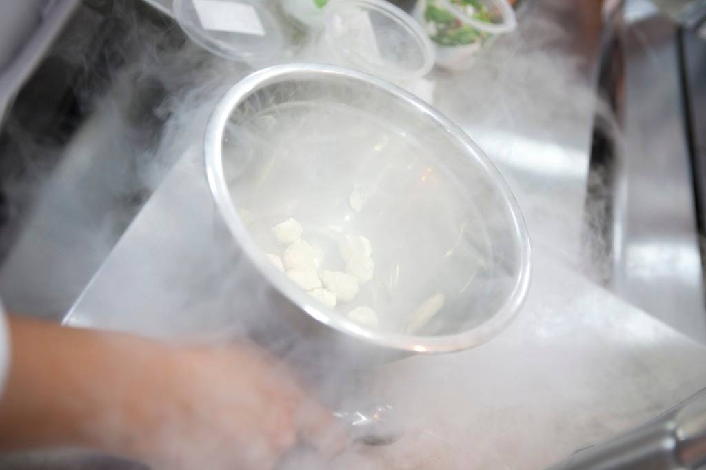 Nitrogênio Liquido…