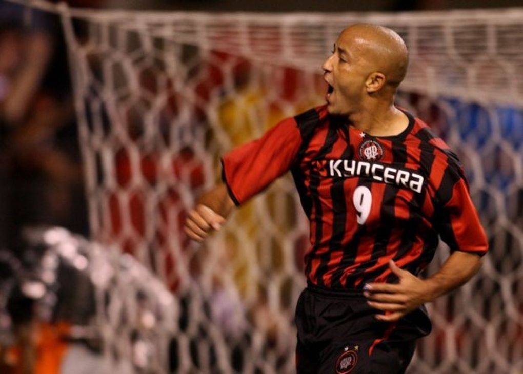 Bairro Alto confirma estreia de Alex Mineiro