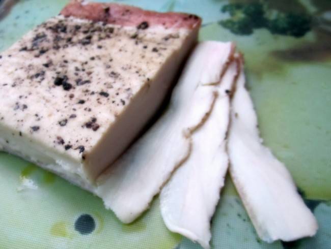 Um lardo irresistível. Aqui da Serra da Graciosa