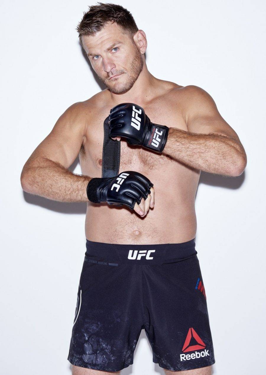 UFC e Reebok lançam novos uniformes; confira as imagens