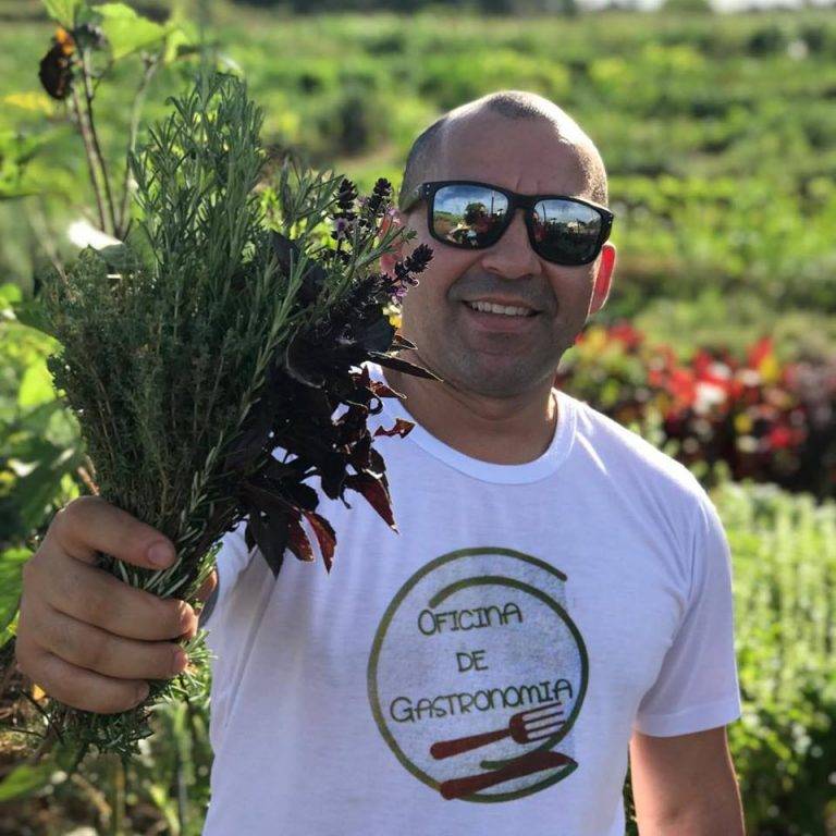 Ivan Lopes se reinventa e acrescenta pratos novos ao cardápio do Mukeka